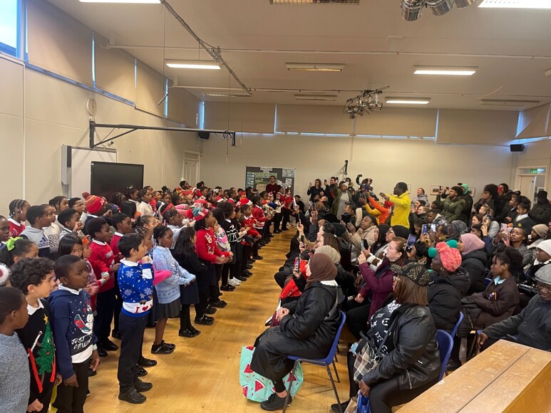 Year 3 and Year 4 Winter Concert - News - Angel Oak Academy